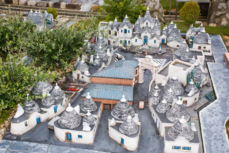 Miniature De Trulli Dans Alberobello Photo stock - Image du maison ...