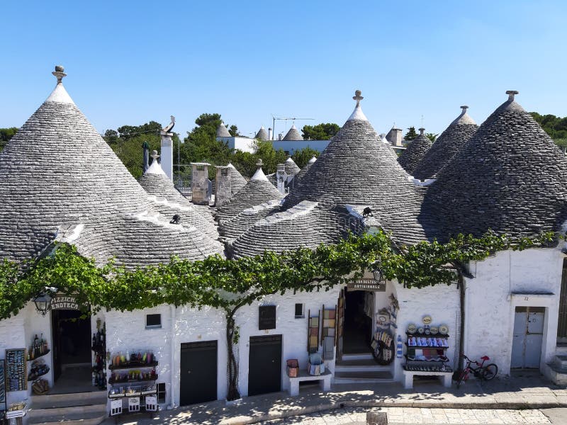 The Trulli Houses of Puglia, Alberobello Editorial Photography - Image ...