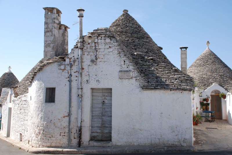 Trullo, Italia foto de archivo. Imagen de hogares, herencia - 6399718