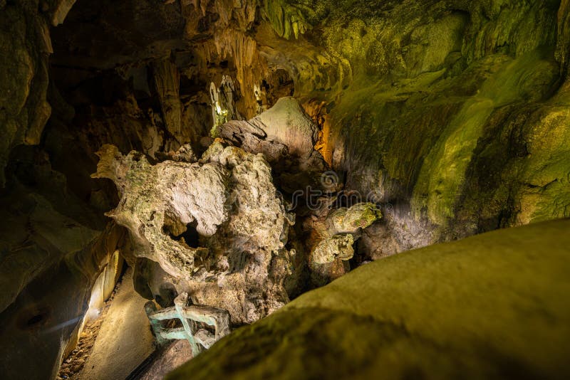 Trung Trung Cave Cat Ba Vietnam Stock Image - Image of dark, vietnam ...