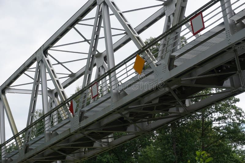Truss Train Bridge - Side View Stock Photo - Image of metal, train ...
