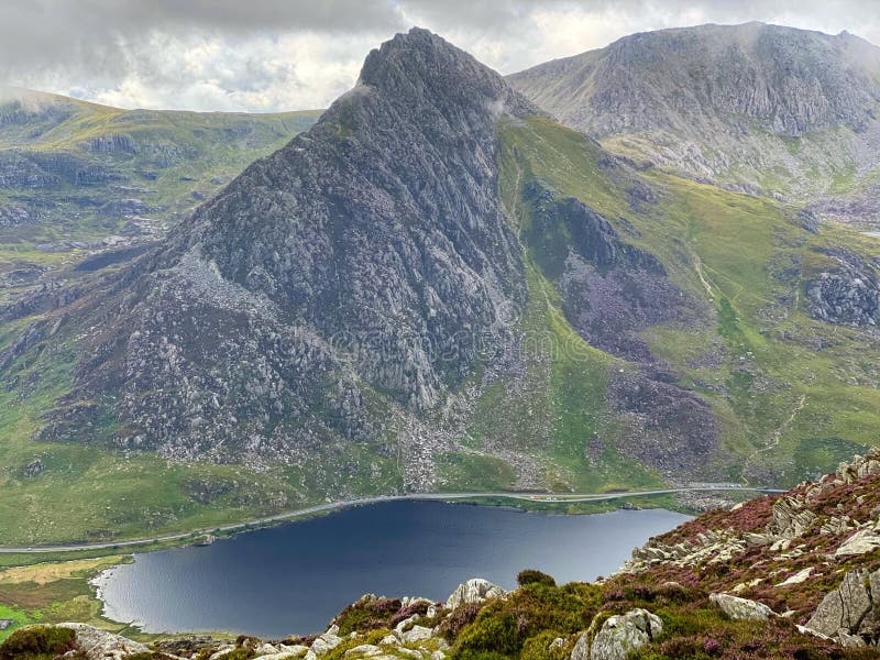 Tryfan stock photo. Image of north, wales, view, tryfan - 195518364