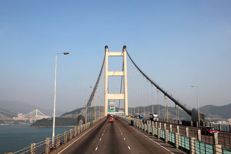 Tsing Ma Bridge in Hong Kong Stock Afbeelding - Image of aandrijving ...