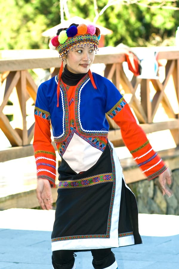 Tsou Female editorial photography. Image of dance, alishan - 7514632