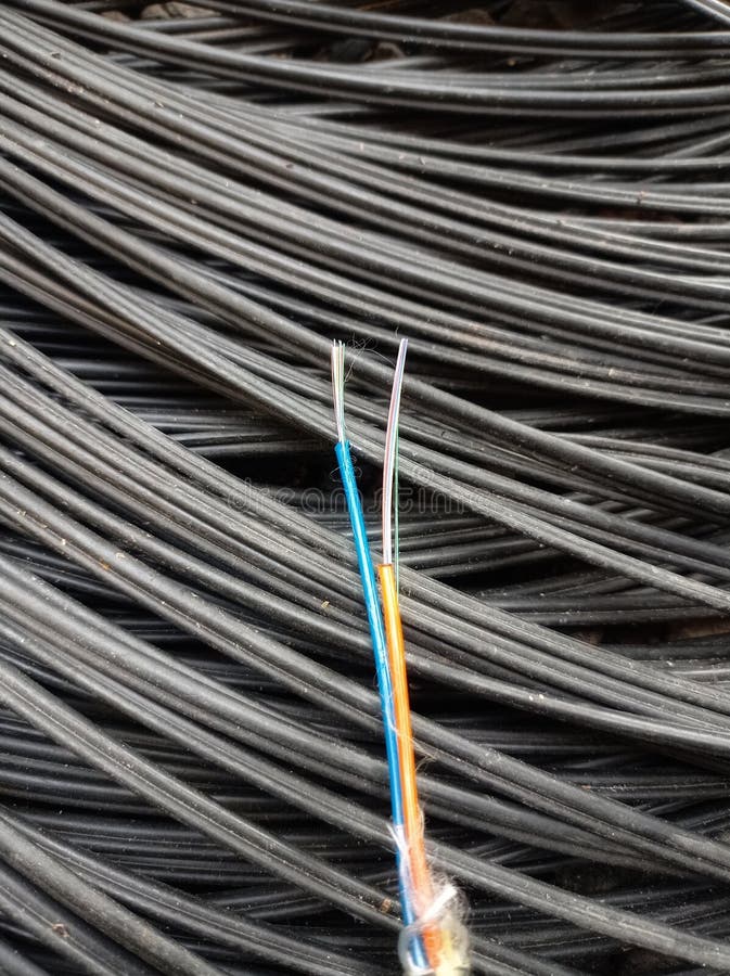2 Tube 24 Core Optical Cable? Stock Image - Image of tube, core: 289138917