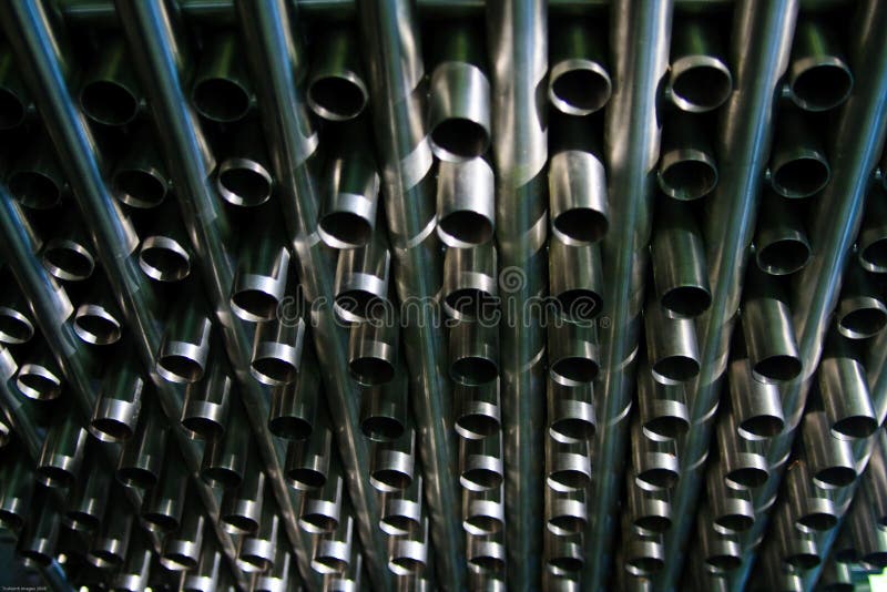 Tubes d'acier inoxydable photo stock. Image du structure - 14126244