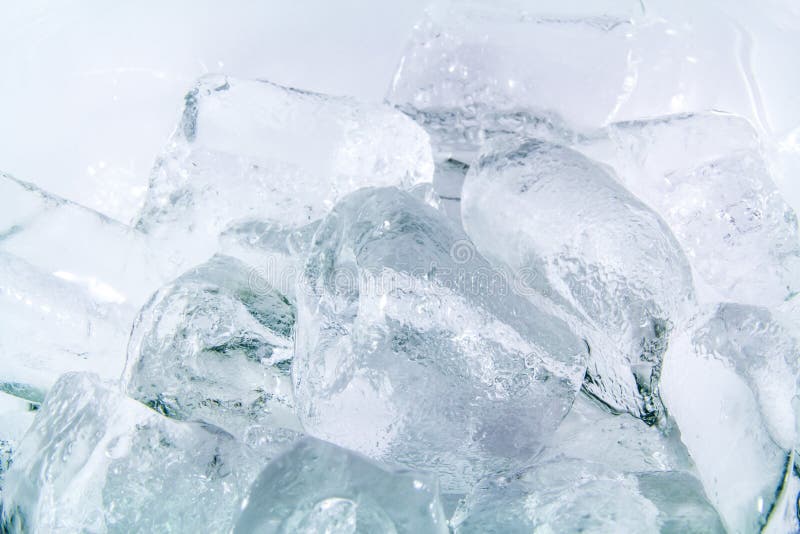 Tubo do gelo foto de stock. Imagem de branco, gelo, frio - 95239928