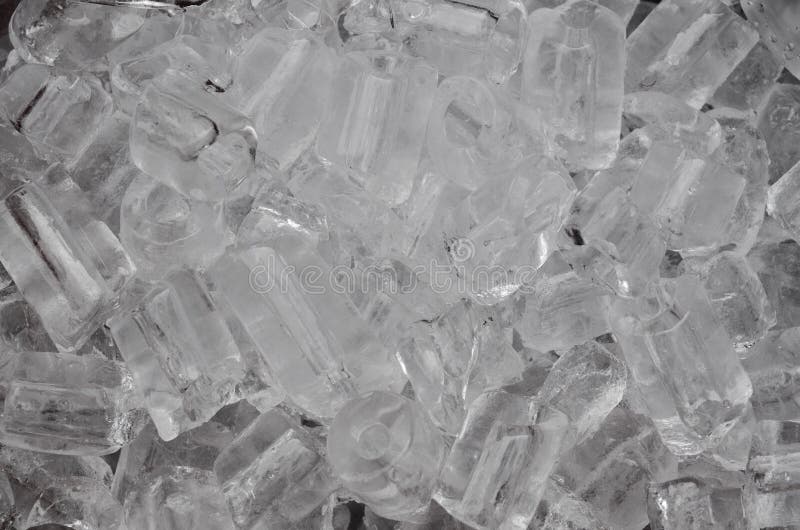 Tubo do gelo foto de stock. Imagem de branco, gelo, frio - 95239928
