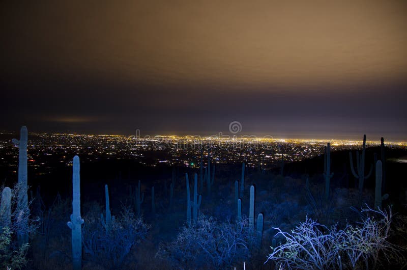 Skyline of Tucson Arizona stock image. Image of city - 29351787