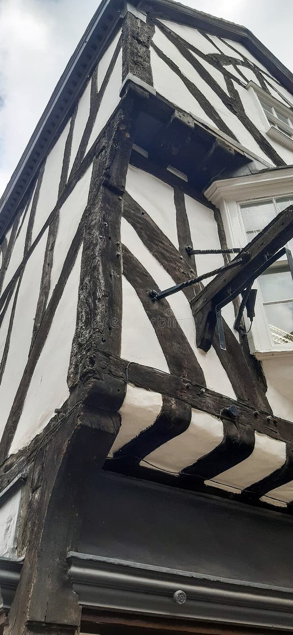 Tudor Frame of an Old Building Stock Image - Image of historical, frame ...