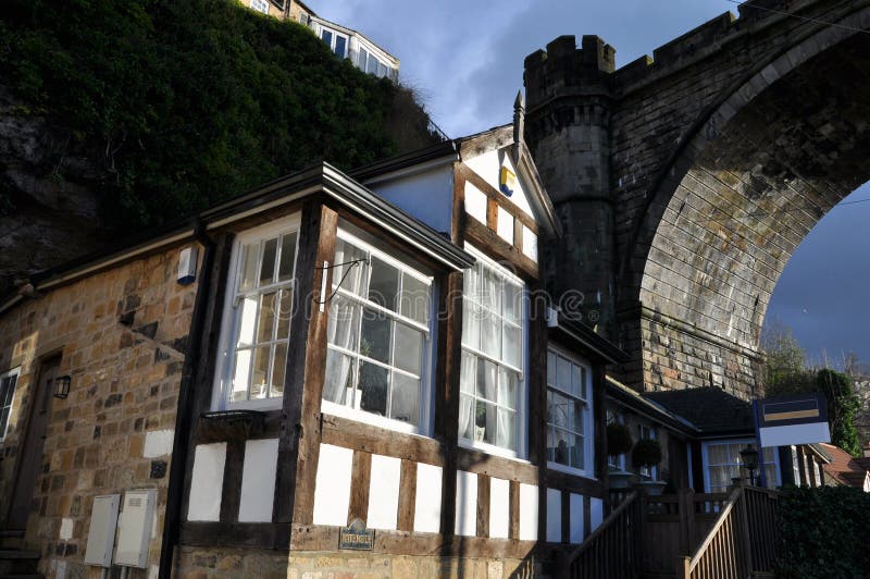 Tudor Home Near Bridge England Stock Image - Image of tudor, england ...