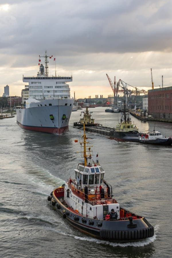 Tug Boat Taking Out the Ship from the Harbor Stock Illustration ...