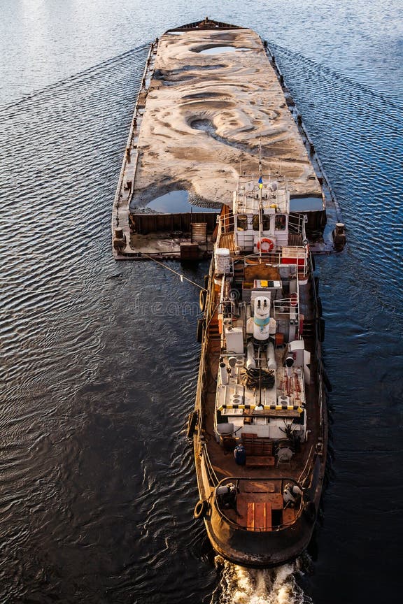 Tugboat pushing barge stock image. Image of canal, lake - 259378393