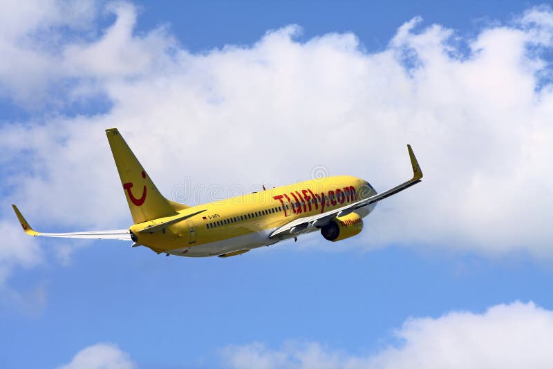 TuiFly Airline editorial photography. Image of transport - 31104277