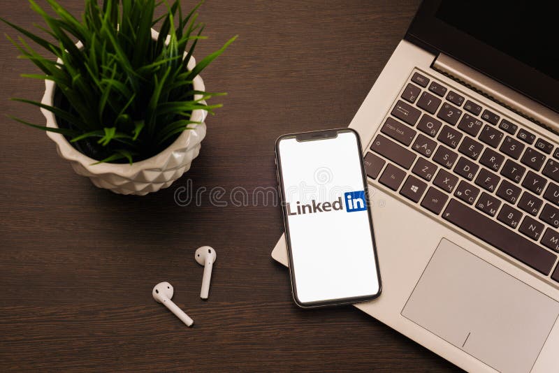 301 White Linkedin Logo Photos - Free & Royalty-Free Stock Photos from ...