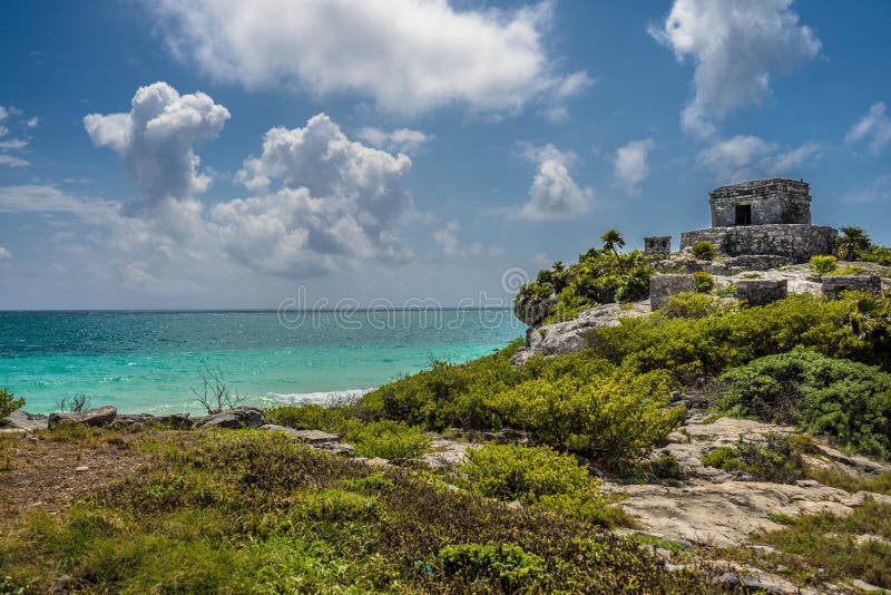 Tulum pyramid stock photo. Image of ancient, pyramid - 13775058
