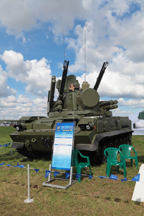 9K22 Tunguska foto de archivo. Imagen de despedida, complejo - 43653822