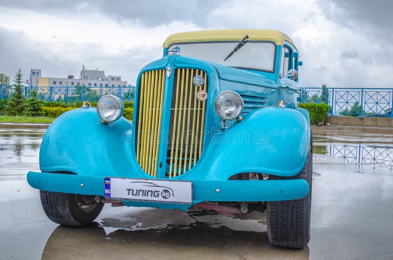 Tuning bg 2013 editorial image. Image of blue, fair, automobile - 31941885