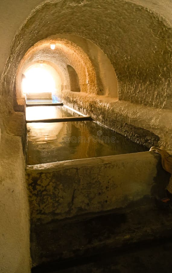 Tunnel in Ancient Stone House Stock Image - Image of vaulted, arch ...