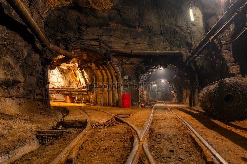 Underground Mine. Dead-end Mining Stock Photo - Image of cavern ...