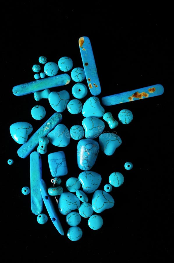 Turchese Blu Gem Stone Di Howlite Immagine Stock - Immagine di gioiello ...