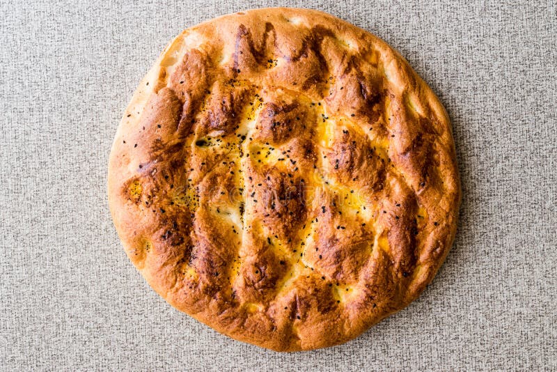 Turco Ramadan Pita Ou Ramazan Pidesi Pide Foto de Stock - Imagem de ...