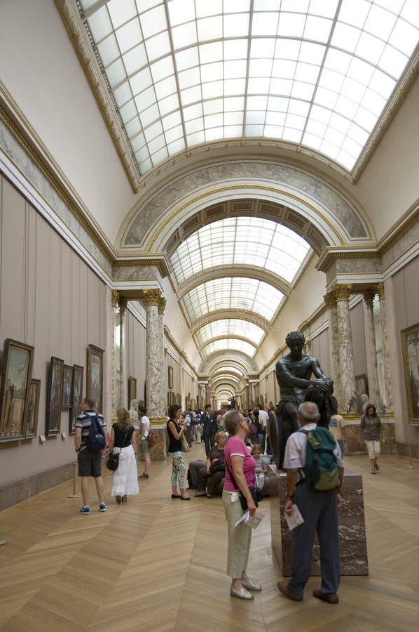 Turistas En Museo De La Lumbrera Imagen editorial - Imagen de belleza ...