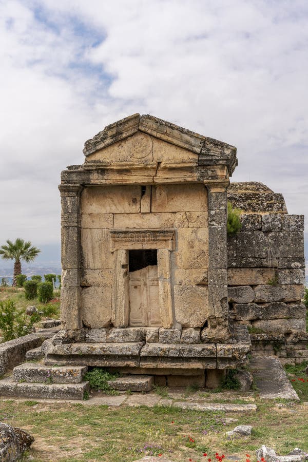 Turkey - Hierapolis - Necropolis - Tomb A18 with Arched Structure Stock ...