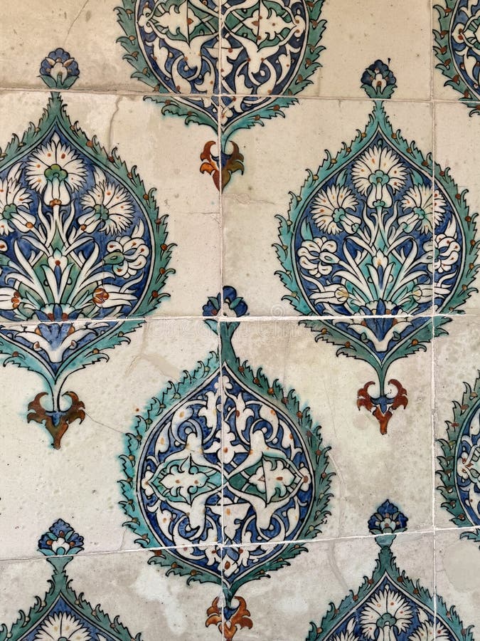 Beautiful Tile Panels in the Harem of Topkapi Palace in Istanbul ...