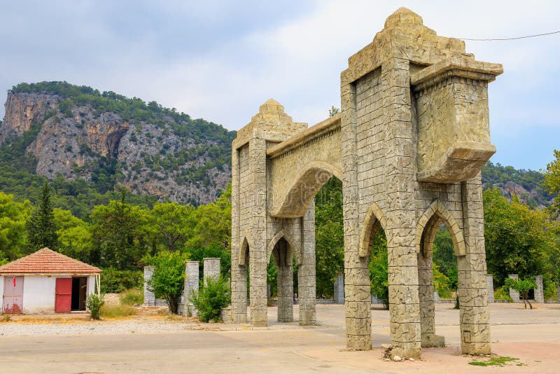 Turkish City Gate in Classical Islamic Architecture Style. Background ...