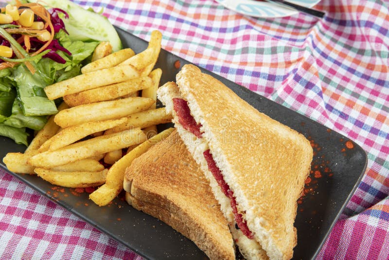 Turkish Toast, Toast Cheddar Toast Sausage Toast Mixed Toast. Turkish ...