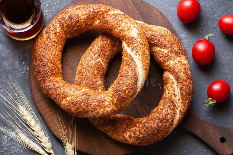Turkish Traditional Bagel / Simit with Sesame on Rustic Table Stock ...