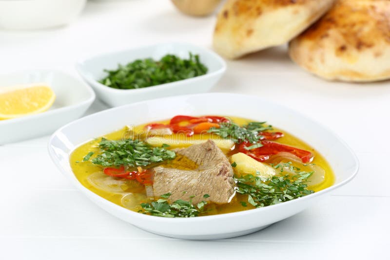 Turkisk Benig Lammsoppa Med Moroten Arkivfoto - Bild av nötkött ...