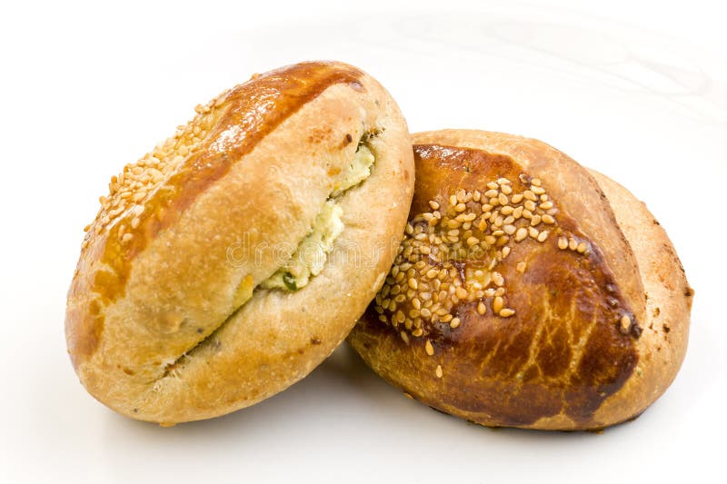 Turks Traditioneel Ontbijt Met Feta-kaas, Groenten, Olijven, Simit ...