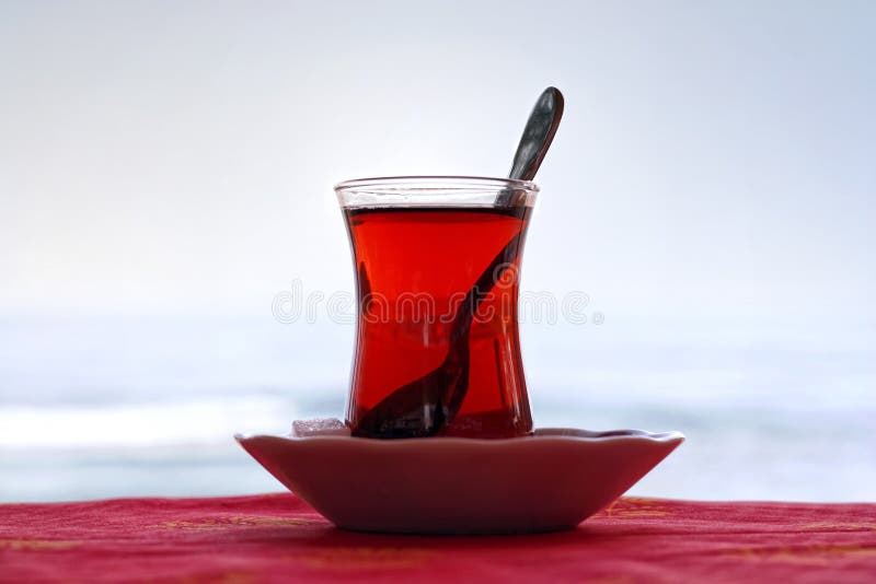 Turkse thee stock afbeelding. Image of glas, vernieuwen - 11861619
