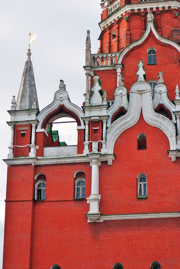 Turm Moskaus der Kreml stockbild. Bild von moskau, festung - 56611147