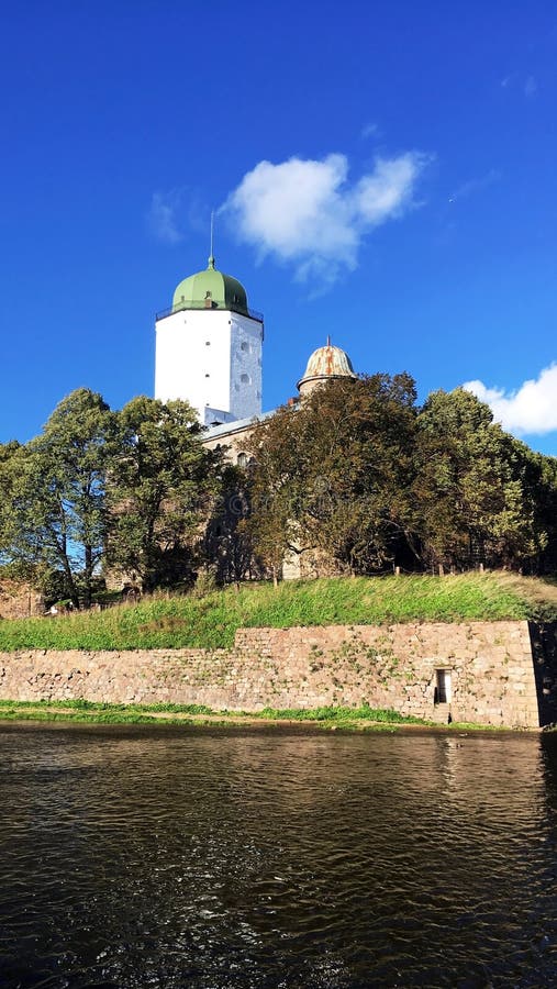 Der Turm Von Olaf. Das Wyborg-Schloss Sitz in Der Stadt Wyborg Auf Der ...
