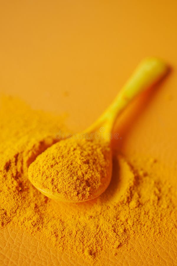 Turmeric Root Powder on Spoon Stock Image - Image of medicine, herb ...