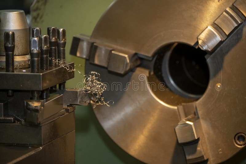 The Turning Machine Operation with Continue Chip from Turning Process ...