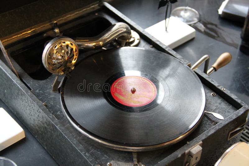 Turntable editorial stock image. Image of genuine, needle - 86533039