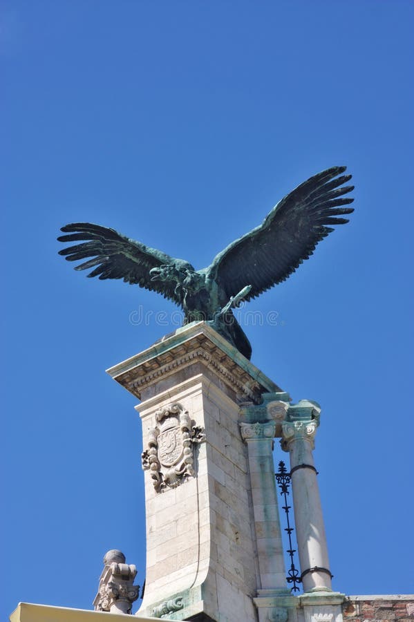 Turul statue in budapest stock image. Image of eagle - 26265073
