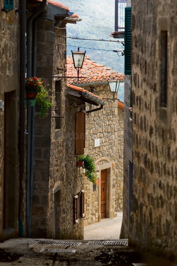 Medieval Town in Tuscany Italy Stock Image - Image of archway, doorway ...