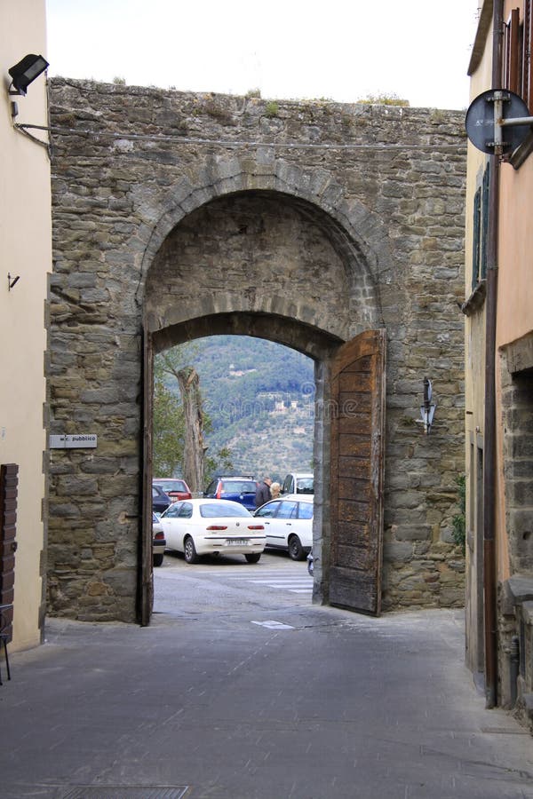 Tuscany editorial photo. Image of tuscan, historic, space - 47261201