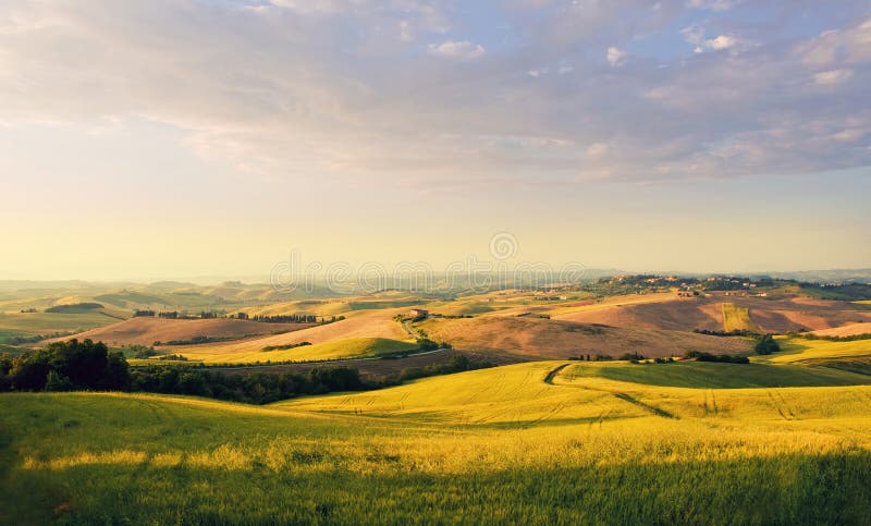 Early Spring Morning in Tuscany, Italy Stock Image - Image of italia ...
