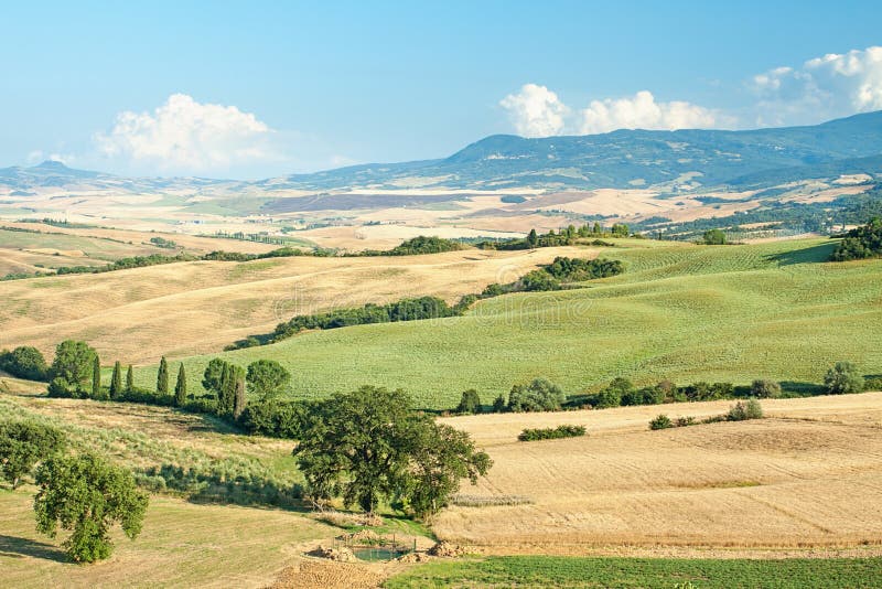 Tuscany summer landscape stock photo. Image of hill, quiet - 35458912