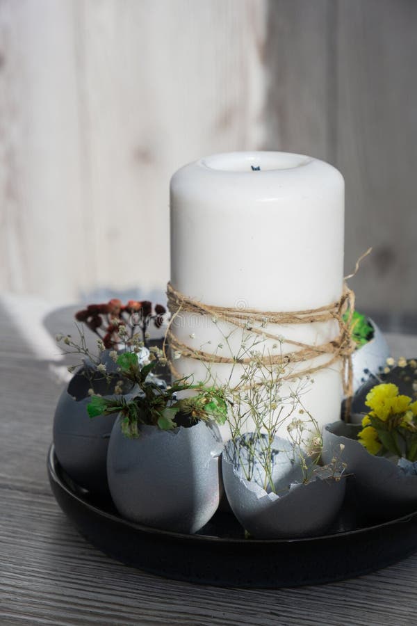 Tutorial How To Make Easter Table Decoration with Egg Shells Step by ...