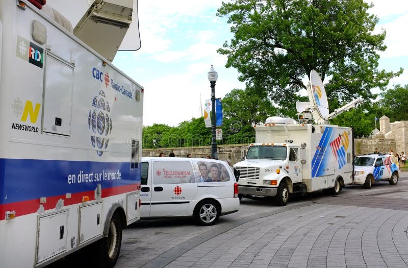 Tv news truck editorial photography. Image of house, cables - 25762732