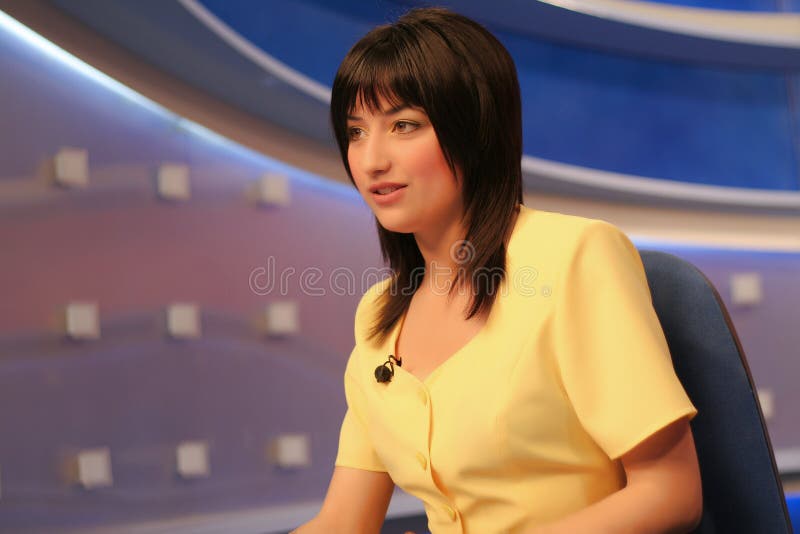 Tv News Reporter and Video Camera Editorial Photo - Image of lens, cast ...