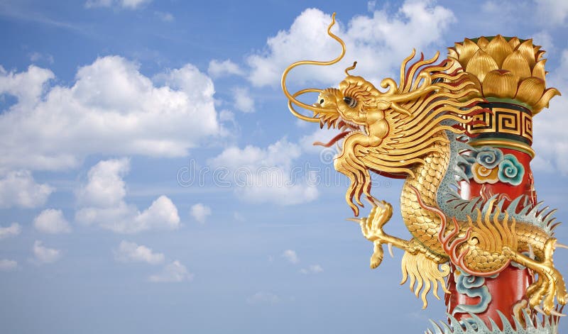 Tweeling Gouden Chinese Draak Stock Afbeelding - Image of beeldhouwwerk ...