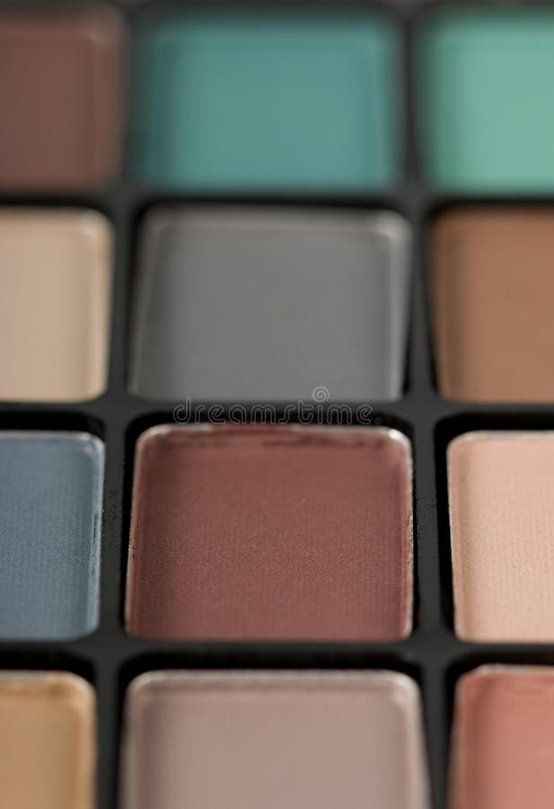 Eye shadow compact stock image. Image of gold, compact - 29508665